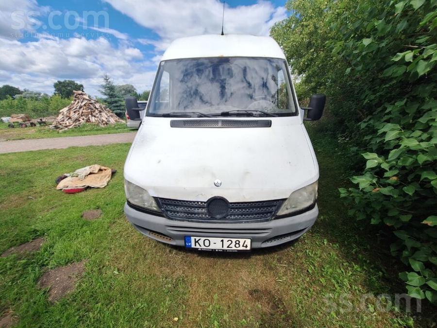 Balts Mercedes-Benz Sprinter 2001 Talsi, ar dzinēja tilpumu 2.20 L un nobraukumu 294 tūkst. km par 2550 €, foto 15 vietnē AUTOMOTO.COM.LV