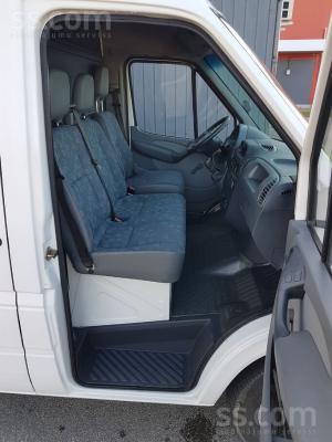 Balts Mercedes-Benz Sprinter 2006 Ogre, ar dzinēja tilpumu 2.20 L un nobraukumu 233 tūkst. km par 8700 €, foto 8 vietnē AUTOMOTO.COM.LV