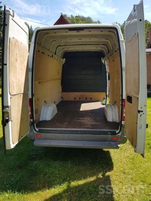Balts Mercedes-Benz Sprinter 2006 Ogre, ar dzinēja tilpumu 2.20 L un nobraukumu 233 tūkst. km par 8700 €, foto 15 vietnē AUTOMOTO.COM.LV