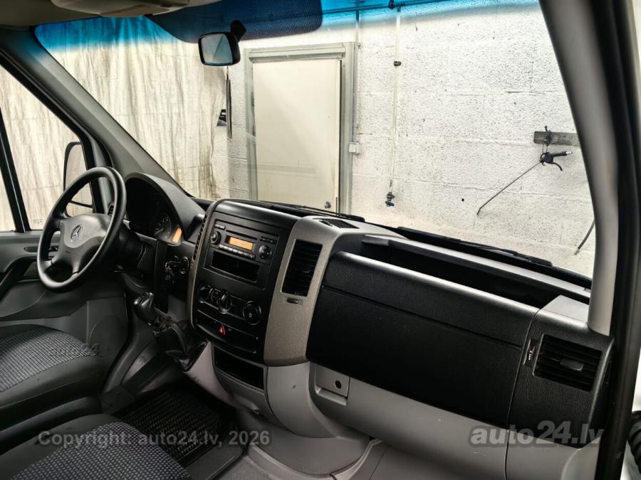 Balts Mercedes-Benz Sprinter 2007 Viljandi, ar dzinēja tilpumu 2.10 L un nobraukumu 196 tūkst. km par 9000 €, foto 7 vietnē AUTOMOTO.COM.LV