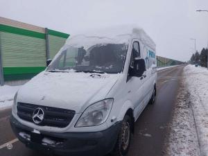 White Mercedes-Benz Sprinter 2010 in Kaunas, with an engine capacity of 2.14 L and mileage of 541 thousand km for 5750 €, photo 2 on AUTOMOTO.COM.LV