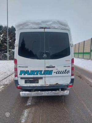 White Mercedes-Benz Sprinter 2010 in Kaunas, with an engine capacity of 2.14 L and mileage of 541 thousand km for 5750 €, photo 7 on AUTOMOTO.COM.LV