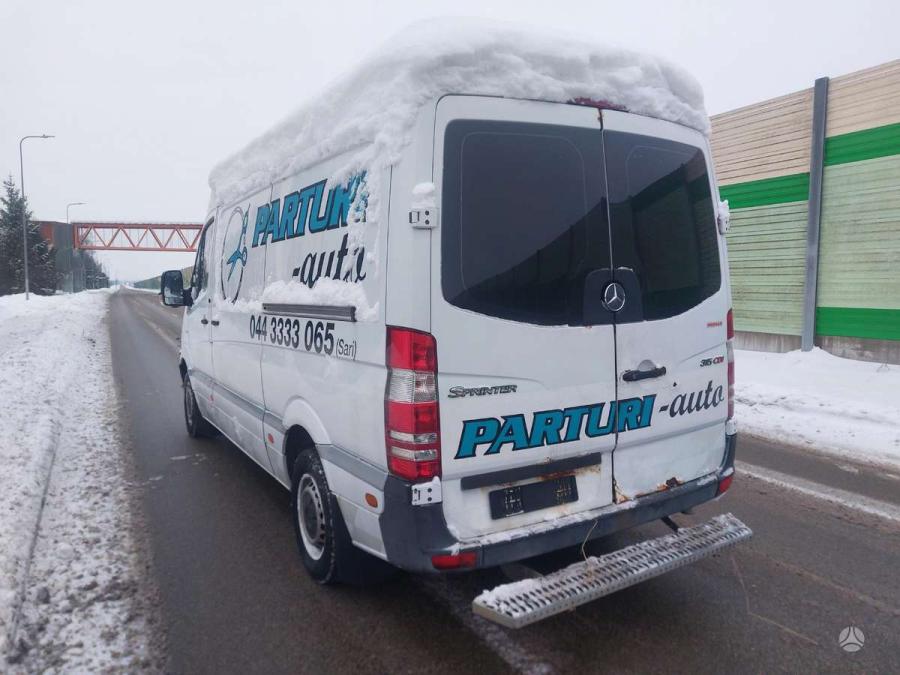 White Mercedes-Benz Sprinter 2010 in Kaunas, with an engine capacity of 2.14 L and mileage of 541 thousand km for 5750 €, photo 8 on AUTOMOTO.COM.LV