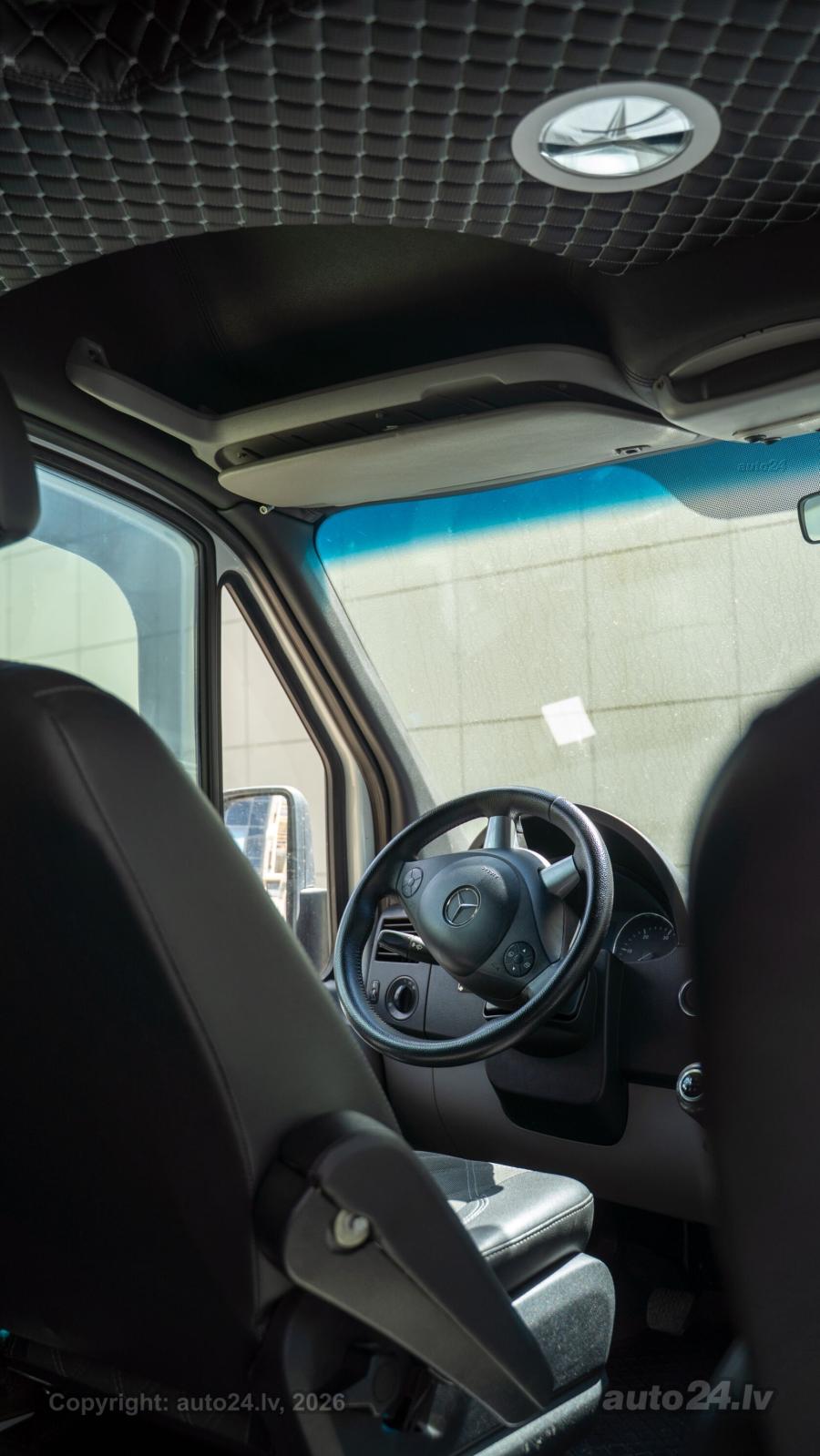 White Mercedes-Benz Sprinter 2015 in Kaunas, with an engine capacity of 11.00 L and mileage of 388 thousand km for 14000 €, photo 7 on AUTOMOTO.COM.LV
