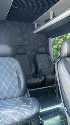 White Mercedes-Benz Sprinter 2015 in Kaunas, with an engine capacity of 11.00 L and mileage of 388 thousand km for 14000 €, photo 8 on AUTOMOTO.COM.LV