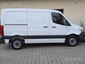 White Mercedes-Benz Sprinter 2022 in Riga, with an engine capacity of 2.00 L and mileage of 213 thousand km for 17750 €, photo 7 on AUTOMOTO.COM.LV