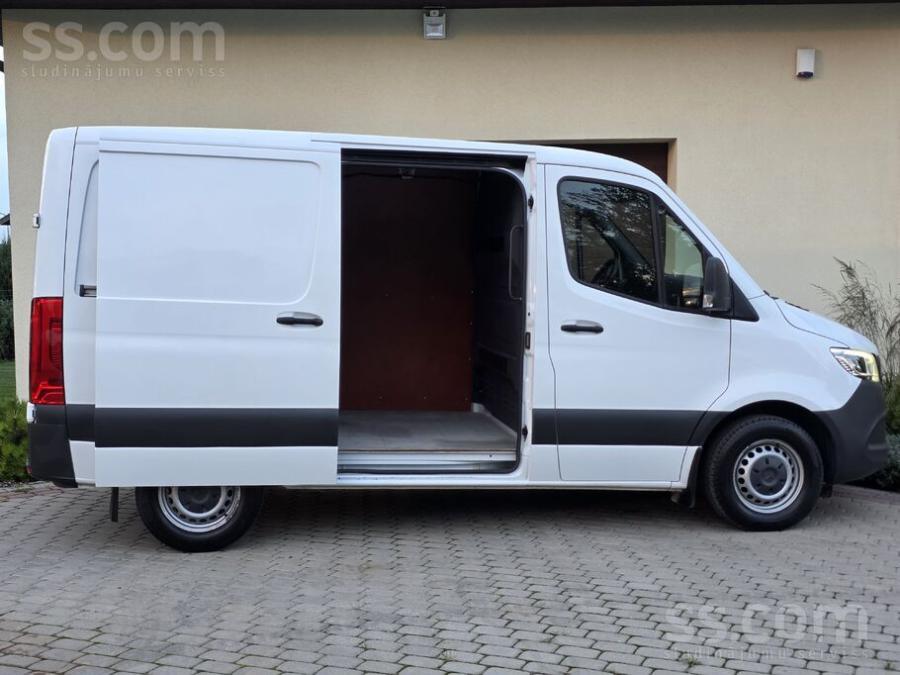 White Mercedes-Benz Sprinter 2022 in Riga, with an engine capacity of 2.00 L and mileage of 213 thousand km for 17750 €, photo 8 on AUTOMOTO.COM.LV