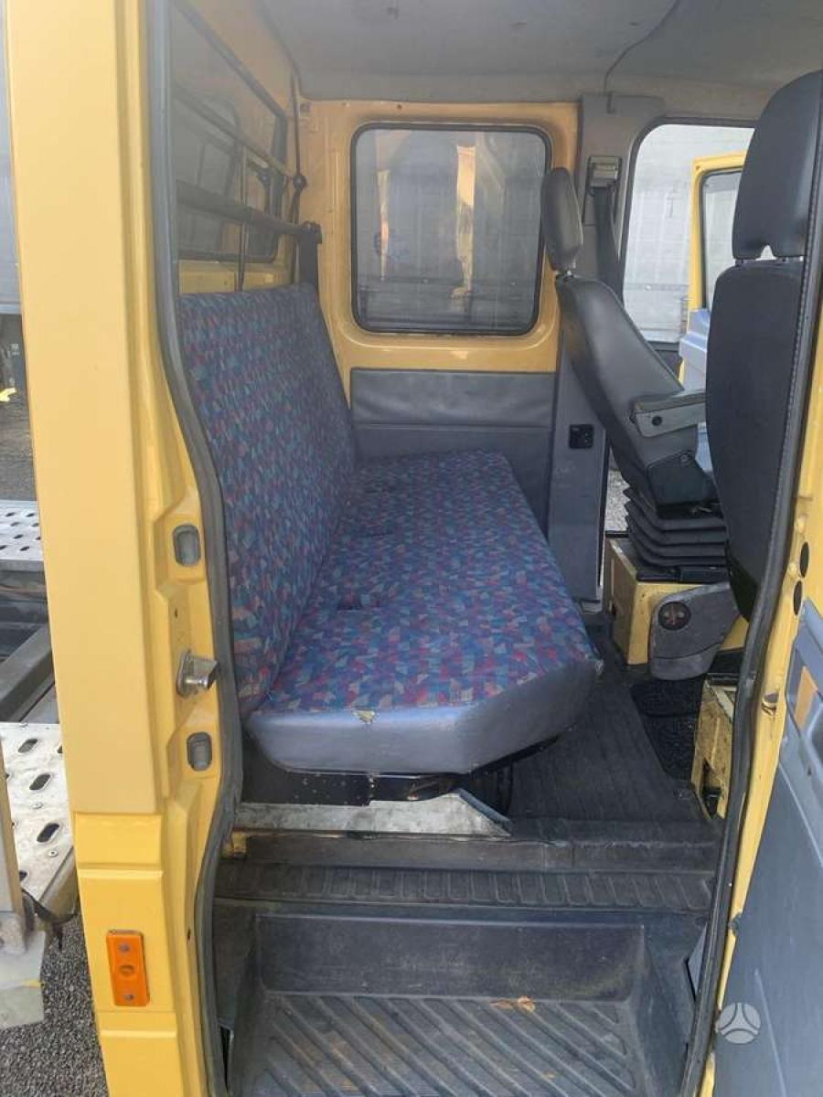 Yellow Mercedes-Benz Sprinter 1997 in Taurage, with an engine capacity of 2.87 L and mileage of 0 thousand km for 3500 €, photo 8 on AUTOMOTO.COM.LV
