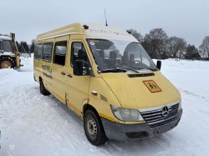 Yellow Mercedes-Benz Sprinter 2001 in Kelme, with an engine capacity of 2.20 L and mileage of 300 thousand km for 1650 €, photo  on AUTOMOTO.COM.LV