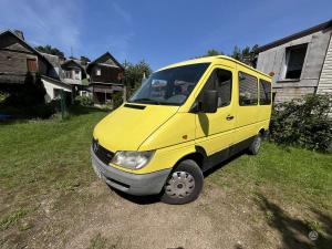 Dzeltens Mercedes-Benz Sprinter 2001 Viļņa, ar dzinēja tilpumu 2.15 L un nobraukumu 284 tūkst. km par 4000 €, foto  vietnē AUTOMOTO.COM.LV