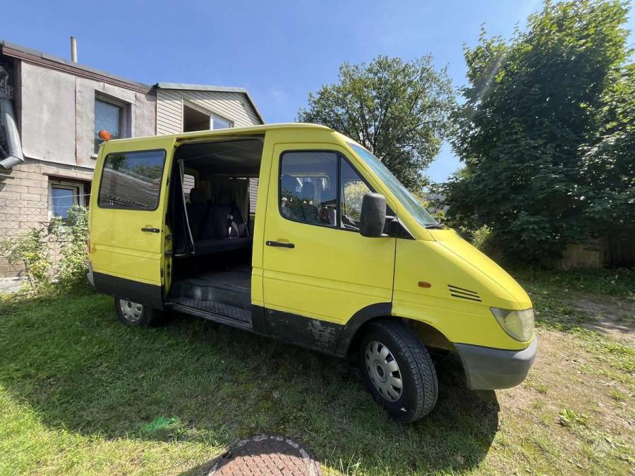 Dzeltens Mercedes-Benz Sprinter 2001 Viļņa, ar dzinēja tilpumu 2.15 L un nobraukumu 284 tūkst. km par 4000 €, foto 6 vietnē AUTOMOTO.COM.LV