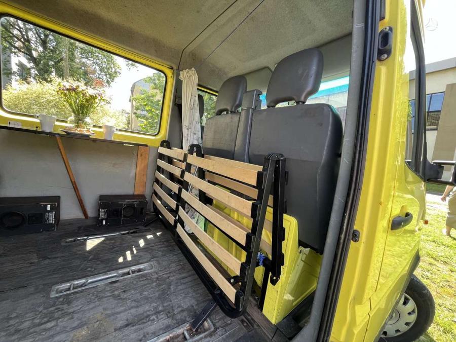 Dzeltens Mercedes-Benz Sprinter 2001 Viļņa, ar dzinēja tilpumu 2.15 L un nobraukumu 284 tūkst. km par 4000 €, foto 10 vietnē AUTOMOTO.COM.LV
