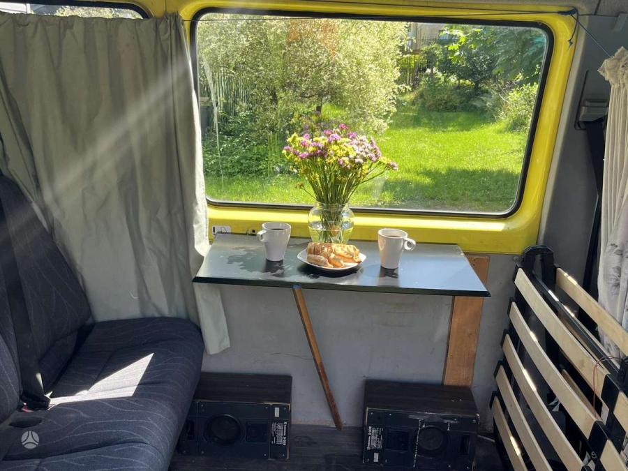 Dzeltens Mercedes-Benz Sprinter 2001 Viļņa, ar dzinēja tilpumu 2.15 L un nobraukumu 284 tūkst. km par 4000 €, foto 15 vietnē AUTOMOTO.COM.LV