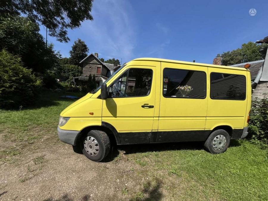 Dzeltens Mercedes-Benz Sprinter 2001 Viļņa, ar dzinēja tilpumu 2.15 L un nobraukumu 284 tūkst. km par 4000 €, foto 17 vietnē AUTOMOTO.COM.LV