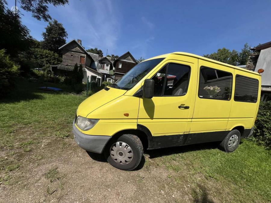 Dzeltens Mercedes-Benz Sprinter 2001 Viļņa, ar dzinēja tilpumu 2.15 L un nobraukumu 284 tūkst. km par 4000 €, foto 18 vietnē AUTOMOTO.COM.LV