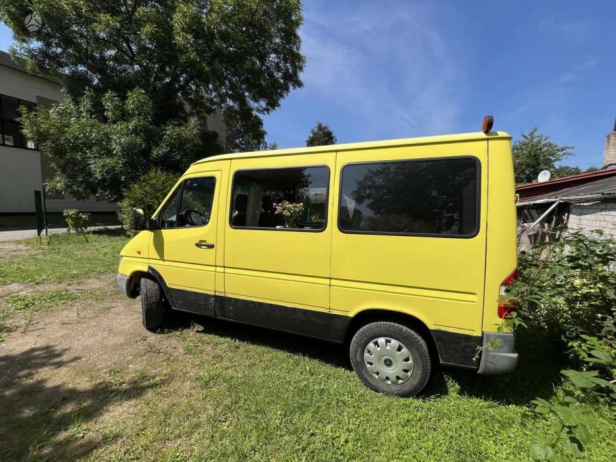 Dzeltens Mercedes-Benz Sprinter 2001 Viļņa, ar dzinēja tilpumu 2.15 L un nobraukumu 284 tūkst. km par 4000 €, foto 19 vietnē AUTOMOTO.COM.LV
