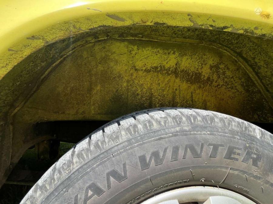 Dzeltens Mercedes-Benz Sprinter 2001 Viļņa, ar dzinēja tilpumu 2.15 L un nobraukumu 284 tūkst. km par 4000 €, foto 27 vietnē AUTOMOTO.COM.LV