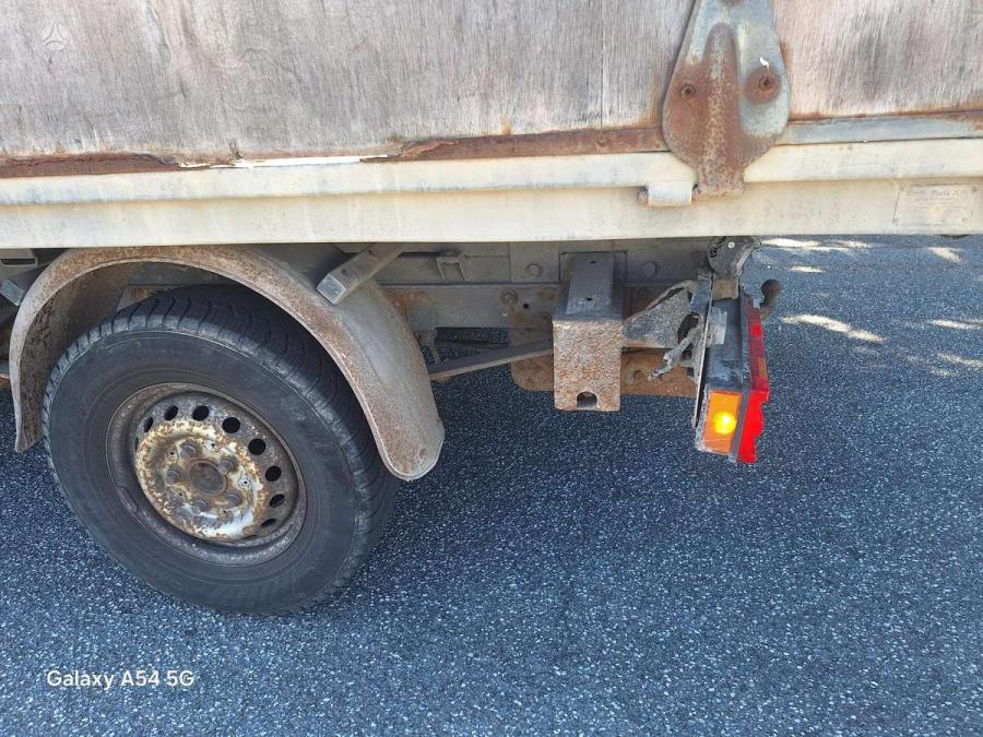 Dzeltens Mercedes-Benz Sprinter 2004 Tauragė, ar dzinēja tilpumu 2.70 L un nobraukumu 211 tūkst. km par 4400 €, foto 7 vietnē AUTOMOTO.COM.LV