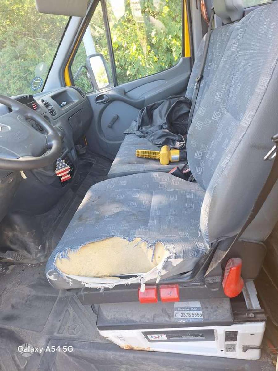 Dzeltens Mercedes-Benz Sprinter 2004 Tauragė, ar dzinēja tilpumu 2.70 L un nobraukumu 211 tūkst. km par 4400 €, foto 12 vietnē AUTOMOTO.COM.LV