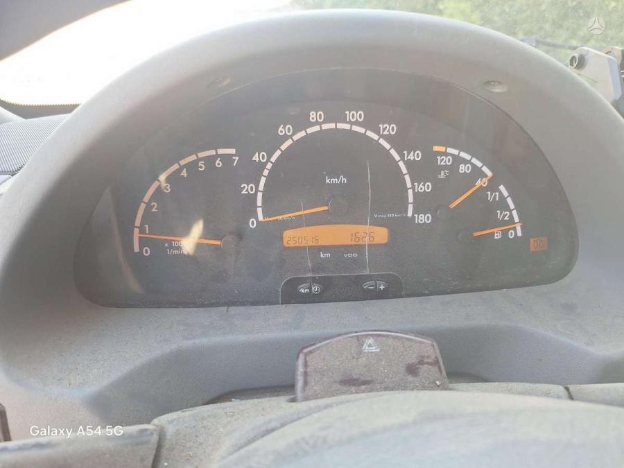 Dzeltens Mercedes-Benz Sprinter 2004 Tauragė, ar dzinēja tilpumu 2.70 L un nobraukumu 211 tūkst. km par 4400 €, foto 13 vietnē AUTOMOTO.COM.LV