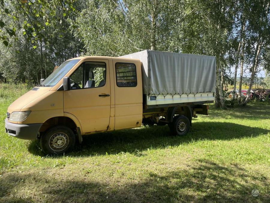 Желтый Мерседес Спринтер 2005 в Вильнюс, объемом двигателя 2.20 л и пробегом 210 тыс. км за 5900 €, фото 3 на AUTOMOTO.COM.LV