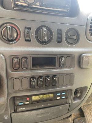 Yellow Mercedes-Benz Sprinter 2005 in Vilnius, with an engine capacity of 2.20 L and mileage of 210 thousand km for 5900 €, photo 14 on AUTOMOTO.COM.LV
