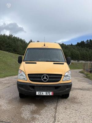 Dzeltens Mercedes-Benz Sprinter 2007 Viļņa, ar dzinēja tilpumu 2.20 L un nobraukumu 412 tūkst. km par 6900 €, foto 3 vietnē AUTOMOTO.COM.LV