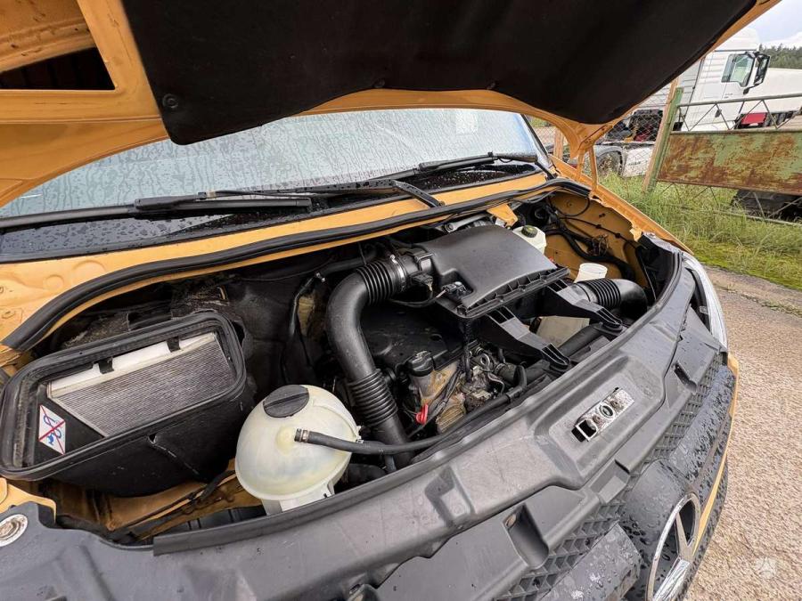 Dzeltens Mercedes-Benz Sprinter 2007 Viļņa, ar dzinēja tilpumu 2.20 L un nobraukumu 412 tūkst. km par 6900 €, foto 14 vietnē AUTOMOTO.COM.LV