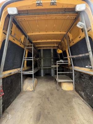 Dzeltens Mercedes-Benz Sprinter 2007 Viļņa, ar dzinēja tilpumu 2.20 L un nobraukumu 412 tūkst. km par 6900 €, foto 17 vietnē AUTOMOTO.COM.LV