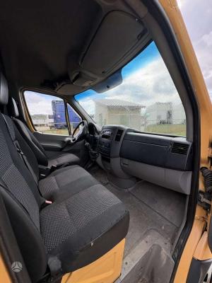 Dzeltens Mercedes-Benz Sprinter 2007 Viļņa, ar dzinēja tilpumu 2.20 L un nobraukumu 412 tūkst. km par 6900 €, foto 18 vietnē AUTOMOTO.COM.LV