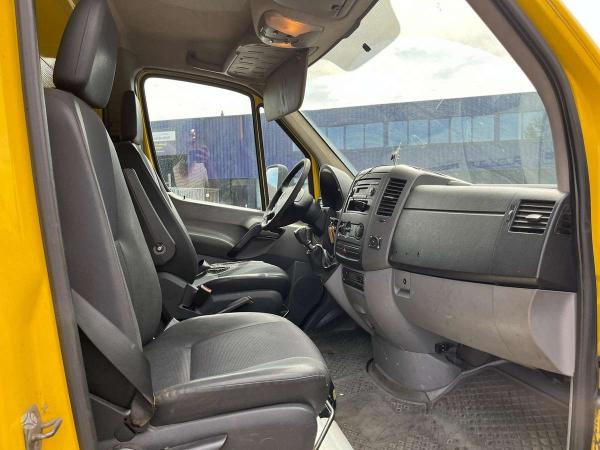 Dzeltens Mercedes-Benz Sprinter 2008 Kauņa, ar dzinēja tilpumu 2.20 L un nobraukumu 322 tūkst. km par 7750 €, foto 6 vietnē AUTOMOTO.COM.LV