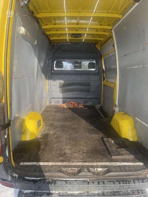Yellow Mercedes-Benz Sprinter 2009 in Vilnius, with an engine capacity of 2.15 L and mileage of 232 thousand km for 5200 €, photo 9 on AUTOMOTO.COM.LV