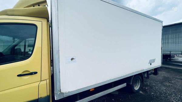 Yellow Mercedes-Benz Sprinter 2010 in Vilnius, with an engine capacity of 2.99 L and mileage of 499 thousand km for 12000 €, photo 10 on AUTOMOTO.COM.LV