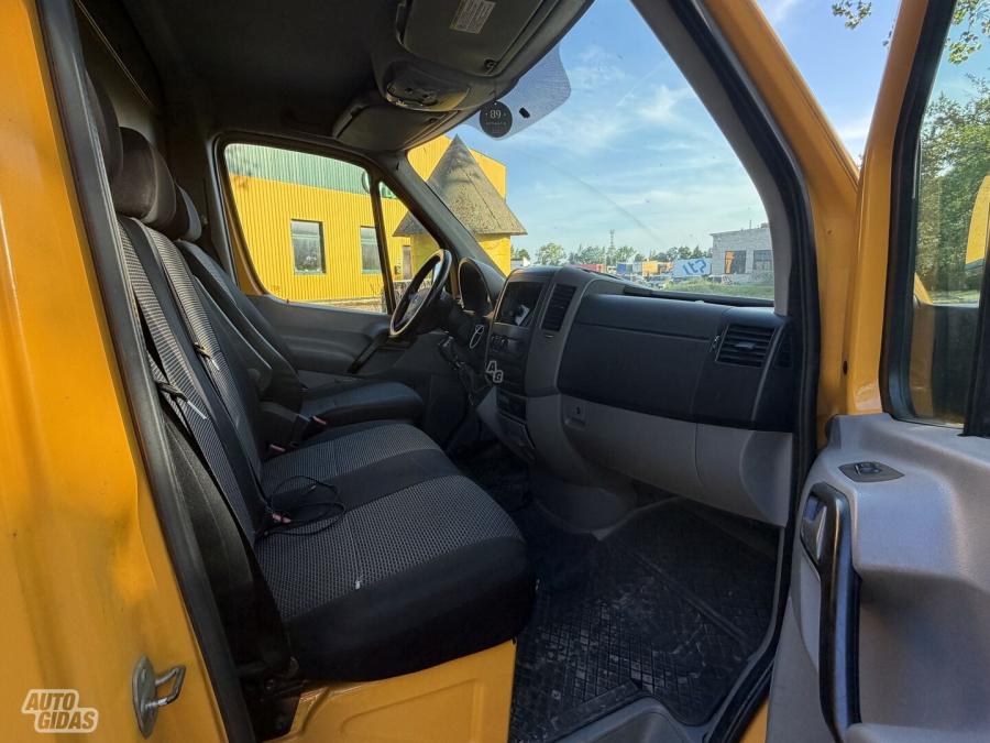 Yellow Mercedes-Benz Sprinter 2011 in Vilnius, with an engine capacity of 2.10 L and mileage of 290 thousand km for 3800 €, photo 10 on AUTOMOTO.COM.LV