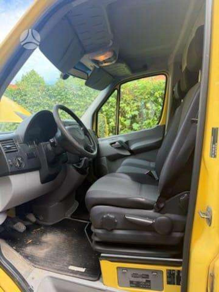 Dzeltens Mercedes-Benz Sprinter 2011 Tauragė, ar dzinēja tilpumu 3.00 L un nobraukumu 300 tūkst. km par 6700 €, foto 7 vietnē AUTOMOTO.COM.LV