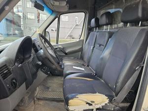 Dzeltens Mercedes-Benz Sprinter 2011 Viļņa, ar dzinēja tilpumu 2.15 L un nobraukumu 278 tūkst. km par 3150 €, foto 9 vietnē AUTOMOTO.COM.LV