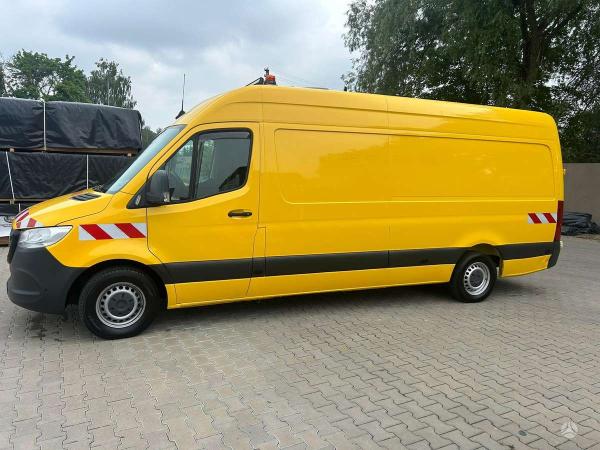 Dzeltens Mercedes-Benz Sprinter 2019 Kauņa, ar dzinēja tilpumu 2.20 L un nobraukumu 441 tūkst. km par 11300 €, foto 4 vietnē AUTOMOTO.COM.LV