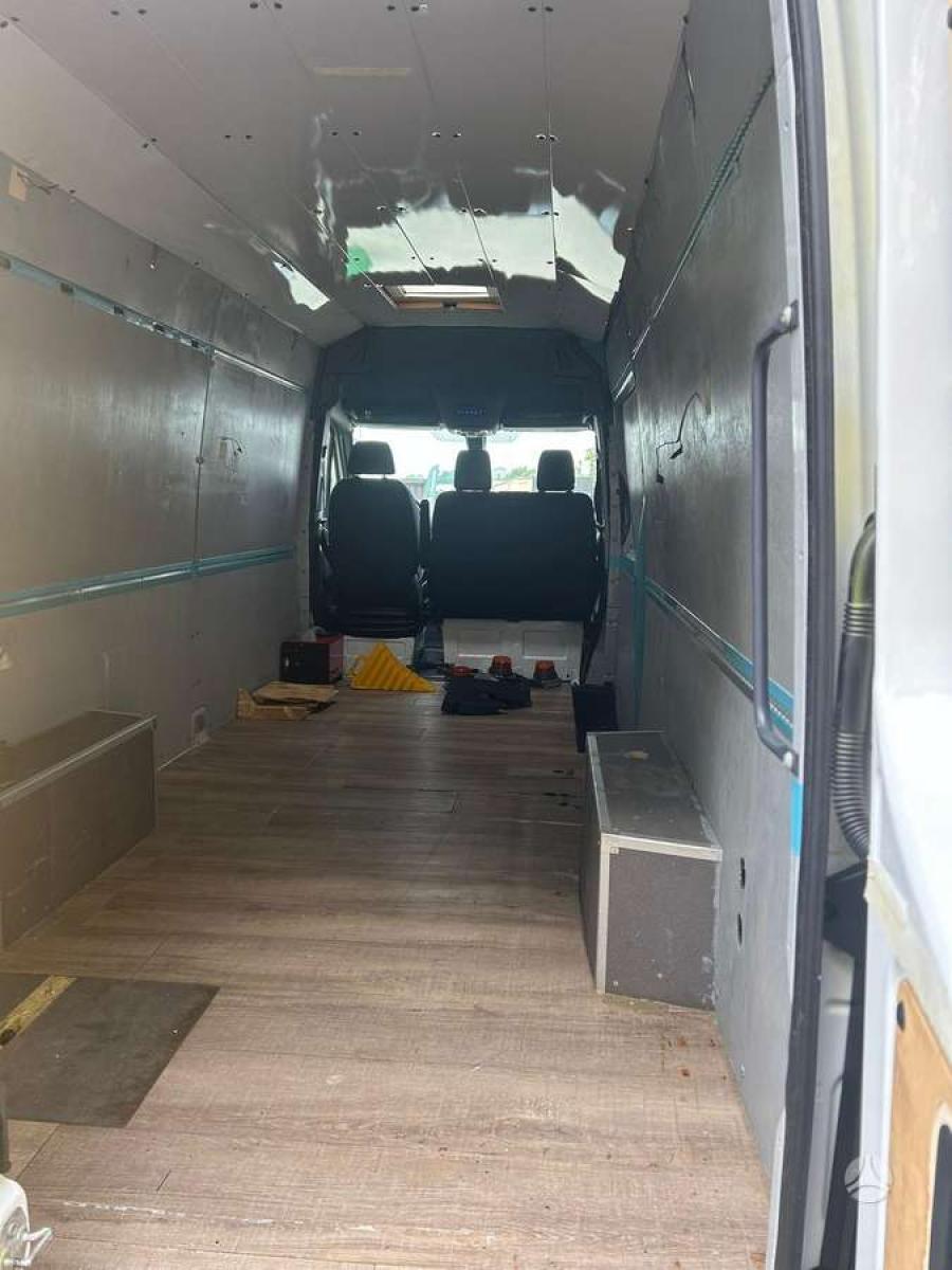 Dzeltens Mercedes-Benz Sprinter 2019 Kauņa, ar dzinēja tilpumu 2.20 L un nobraukumu 441 tūkst. km par 11300 €, foto 9 vietnē AUTOMOTO.COM.LV