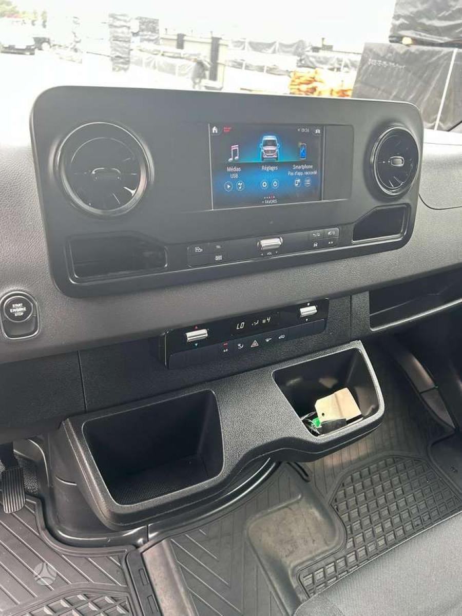 Dzeltens Mercedes-Benz Sprinter 2019 Kauņa, ar dzinēja tilpumu 2.20 L un nobraukumu 441 tūkst. km par 11300 €, foto 12 vietnē AUTOMOTO.COM.LV