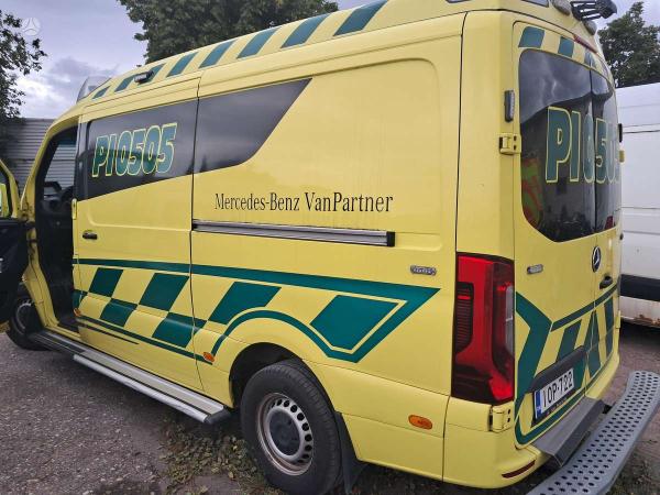 Dzeltens Mercedes-Benz Sprinter 2019 Kauņa, ar dzinēja tilpumu 3.00 L un nobraukumu 280 tūkst. km par 13000 €, foto 2 vietnē AUTOMOTO.COM.LV