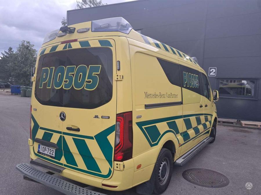 Dzeltens Mercedes-Benz Sprinter 2019 Kauņa, ar dzinēja tilpumu 3.00 L un nobraukumu 280 tūkst. km par 13000 €, foto 4 vietnē AUTOMOTO.COM.LV