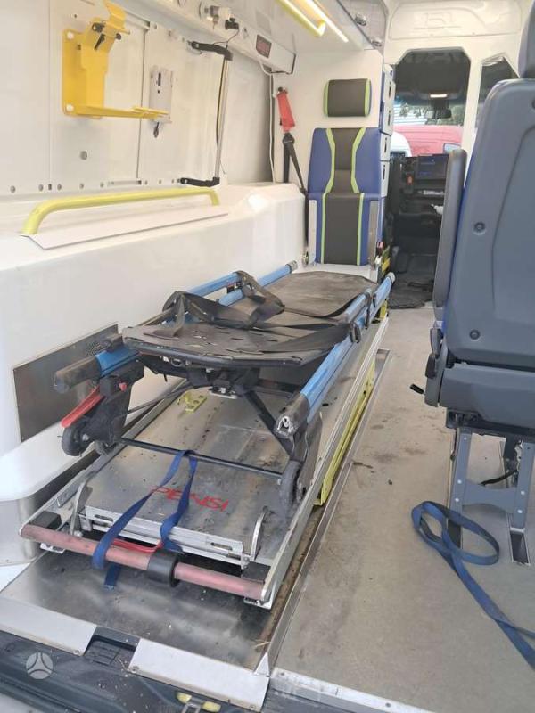 Dzeltens Mercedes-Benz Sprinter 2019 Kauņa, ar dzinēja tilpumu 3.00 L un nobraukumu 280 tūkst. km par 13000 €, foto 6 vietnē AUTOMOTO.COM.LV