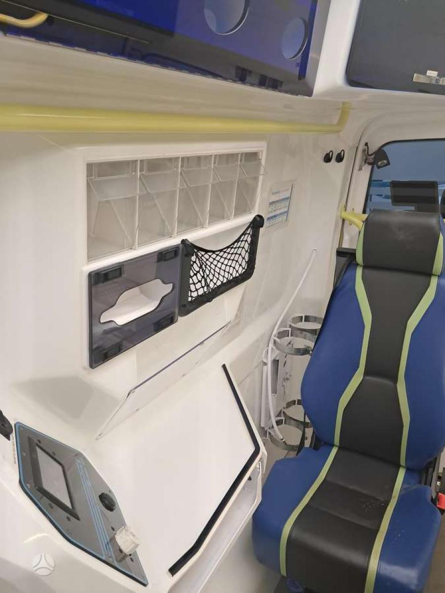 Dzeltens Mercedes-Benz Sprinter 2019 Kauņa, ar dzinēja tilpumu 3.00 L un nobraukumu 280 tūkst. km par 13000 €, foto 17 vietnē AUTOMOTO.COM.LV