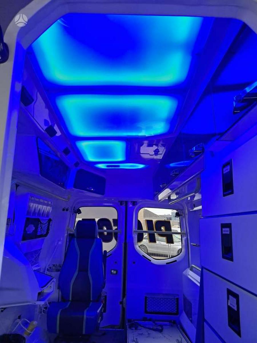 Dzeltens Mercedes-Benz Sprinter 2019 Kauņa, ar dzinēja tilpumu 3.00 L un nobraukumu 280 tūkst. km par 13000 €, foto 18 vietnē AUTOMOTO.COM.LV