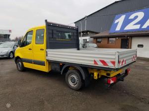 Yellow Mercedes-Benz Sprinter 2020 in Kaunas, with an engine capacity of 2.14 L and mileage of 248 thousand km for 18850 €, photo 7 on AUTOMOTO.COM.LV