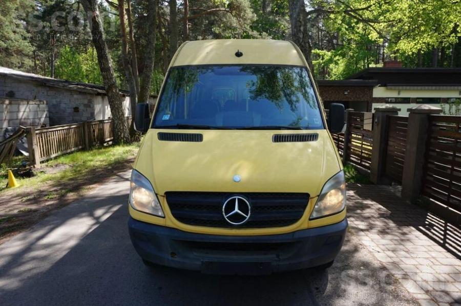 Yellow Mercedes-Benz Sprinter 2007 in Jurmala, with an engine capacity of 2.10 L and mileage of 0 thousand km for 4795 €, photo 8 on AUTOMOTO.COM.LV