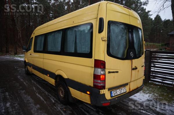 Yellow Mercedes-Benz Sprinter 2007 in Jurmala, with an engine capacity of 2.20 L and mileage of 825 thousand km for 3500 €, photo 3 on AUTOMOTO.COM.LV