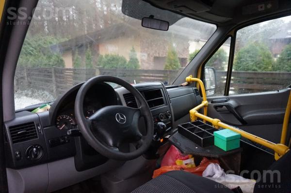 Yellow Mercedes-Benz Sprinter 2007 in Jurmala, with an engine capacity of 2.20 L and mileage of 825 thousand km for 3500 €, photo 9 on AUTOMOTO.COM.LV