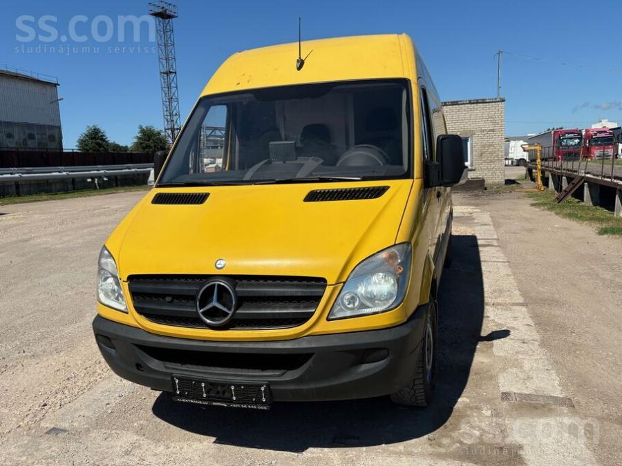 Dzeltens Mercedes-Benz Sprinter 2011 Rīga, ar dzinēja tilpumu 2.20 L un nobraukumu 239 tūkst. km par 7500 €, foto 4 vietnē AUTOMOTO.COM.LV