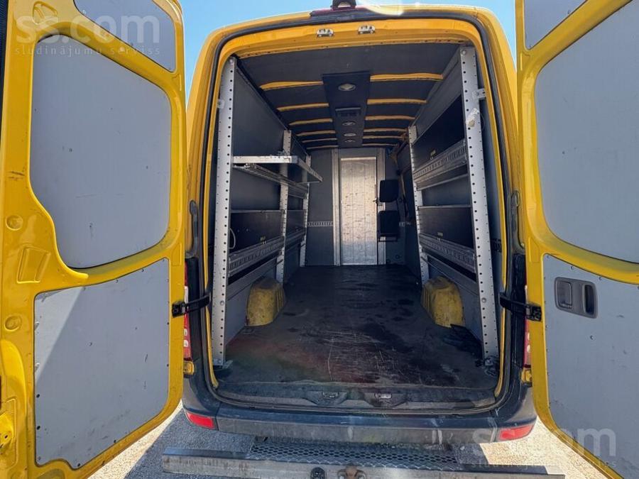 Dzeltens Mercedes-Benz Sprinter 2011 Rīga, ar dzinēja tilpumu 2.20 L un nobraukumu 239 tūkst. km par 7500 €, foto 14 vietnē AUTOMOTO.COM.LV
